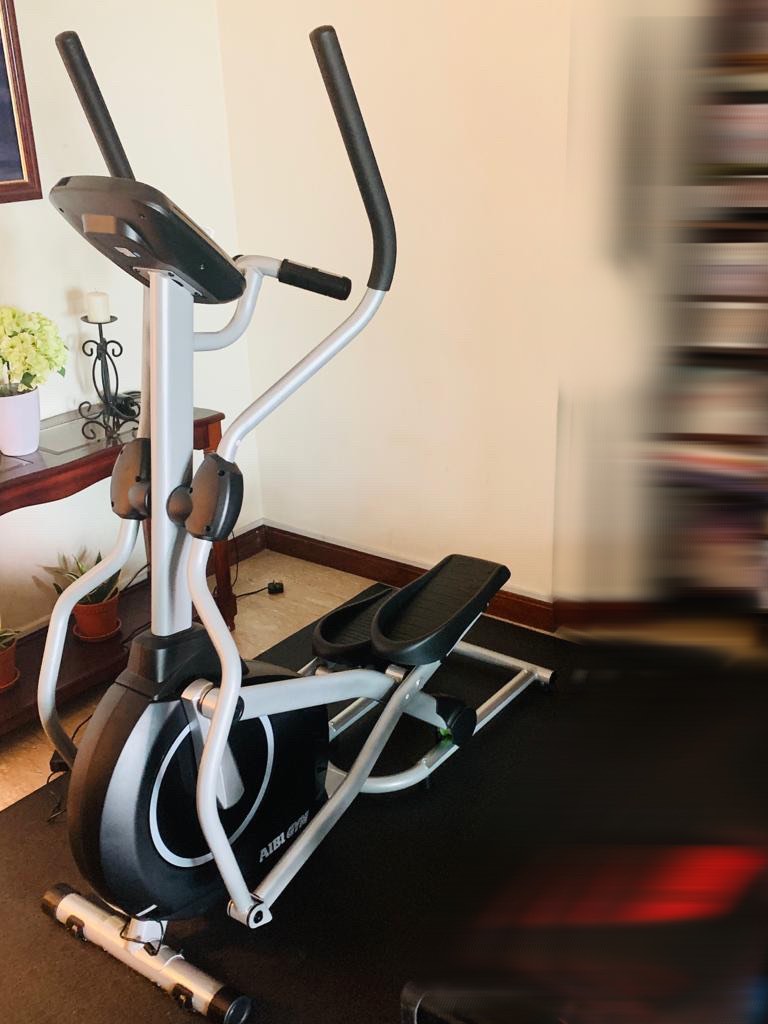 AIBI Gym AB-E901 Elliptical Crosstrainer, Sports Equipment, Exercise ...