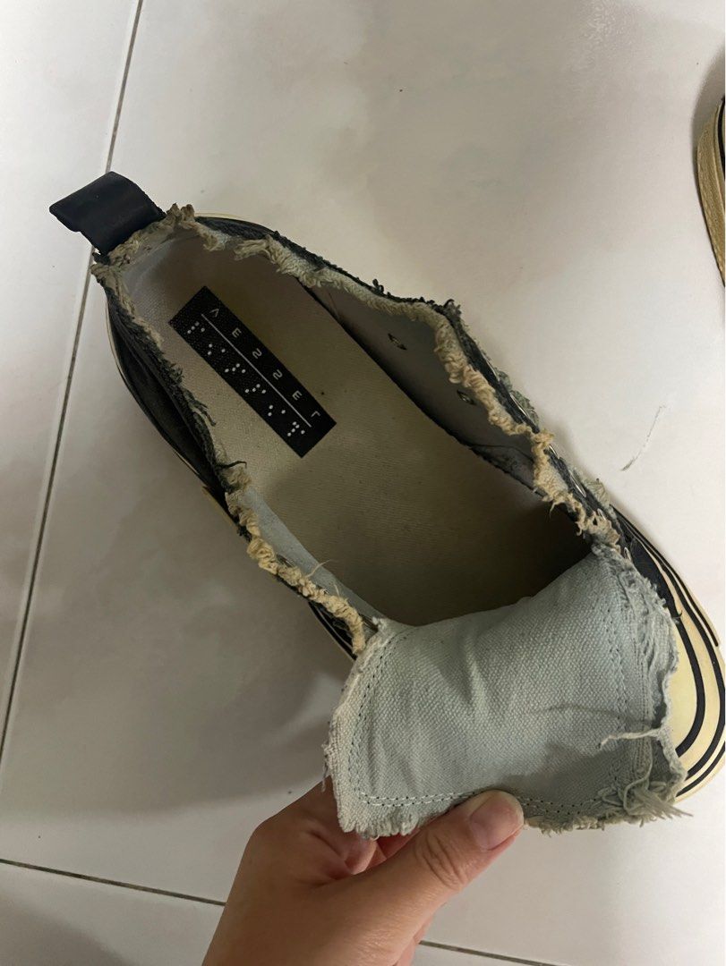 Authentic XVessel, Women's Fashion, Footwear, Sneakers on Carousell