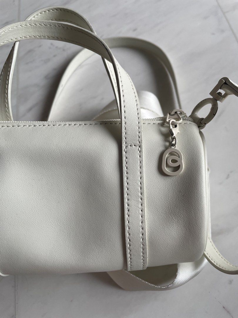 Belysa mallow miniminimini bag in soft milk [Authentic] Korean Brand ...