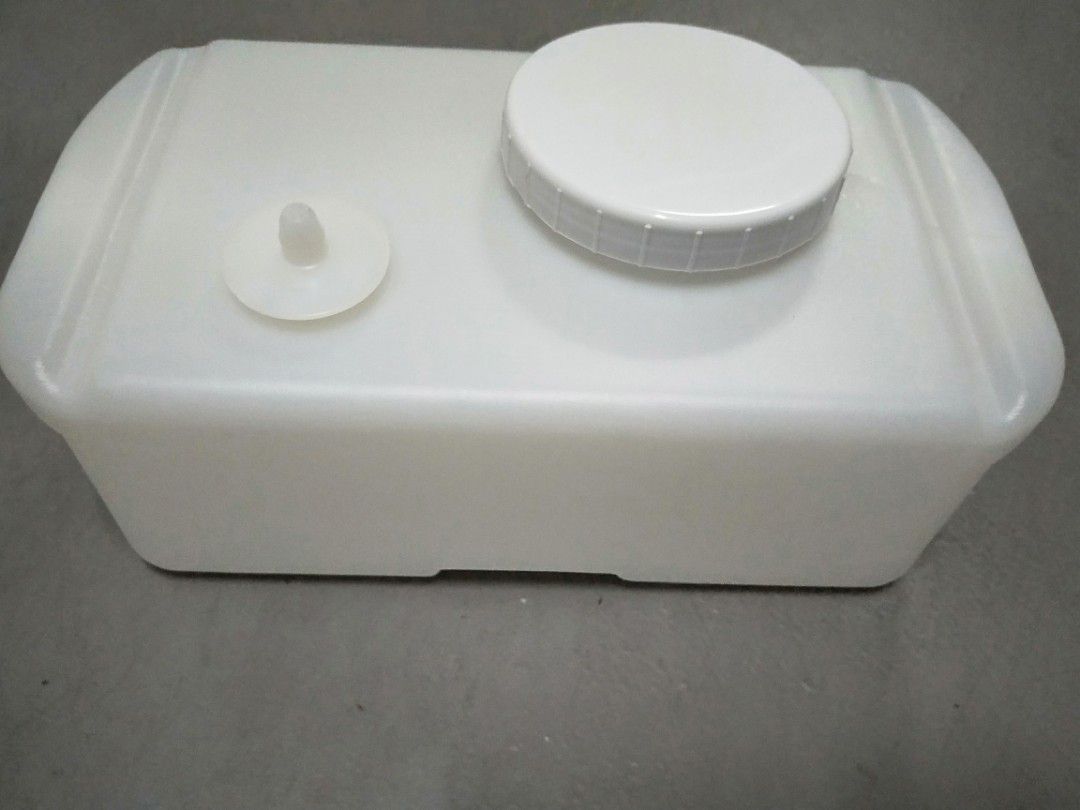 BN 4 Litre Fluid Storage Container, Furniture & Home Living ...