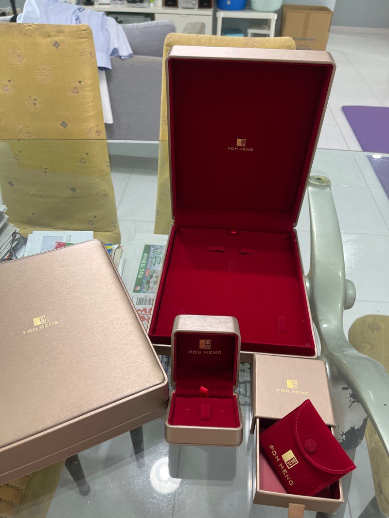 Brand New Poh Heng Jewellery Box (Empty), Men's Fashion, Watches ...