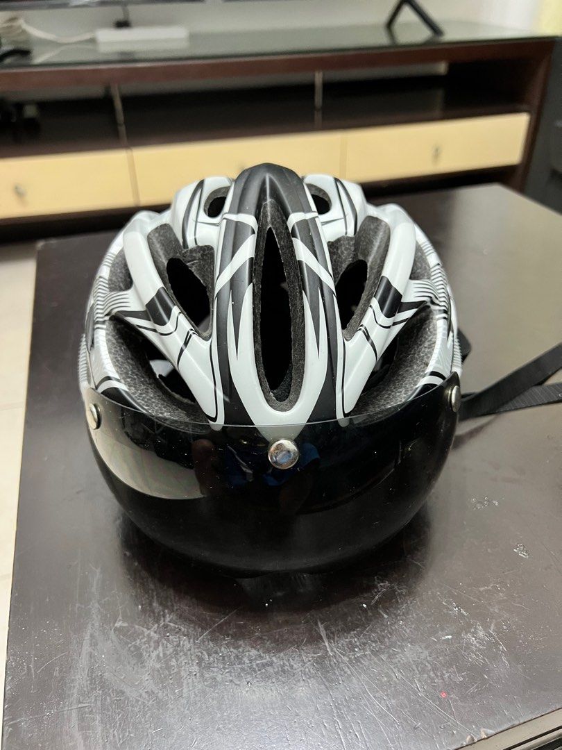 Carbull Helmet, Sports Equipment, Bicycles & Parts, Parts & Accessories ...