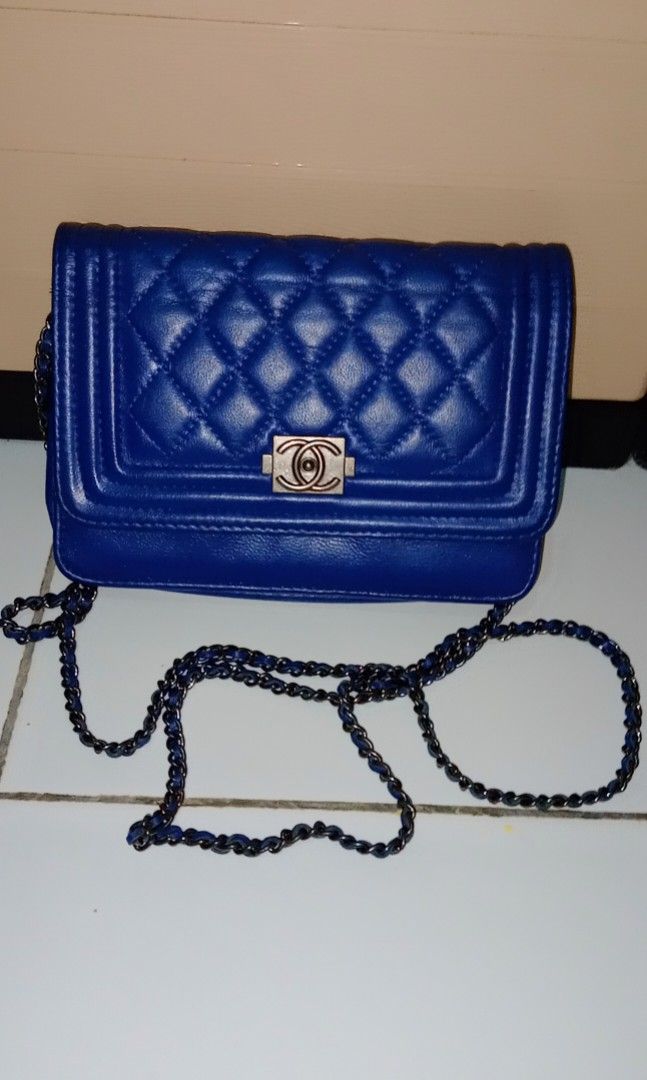 Chanel woc Boy original, Barang Mewah, Tas & Dompet di Carousell