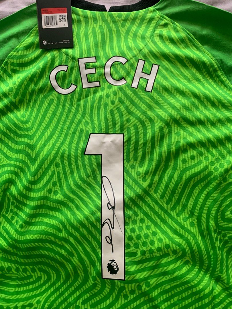 Chelsea petr cech signture, Hobbies & Toys, Memorabilia & Collectibles ...