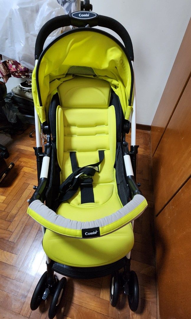 Combi Urban Walker Lite Stroller, Babies & Kids, Going Out, Strollers ...