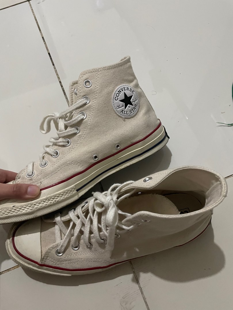 Converse High cut size 9, Men's Fashion, Footwear, Sneakers on Carousell
