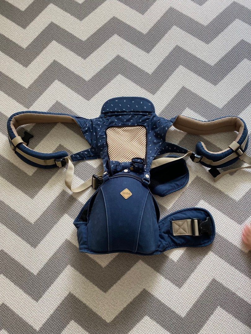 Crobe Baby Hip seat carrier, Babies & Kids, Going Out, Carriers ...