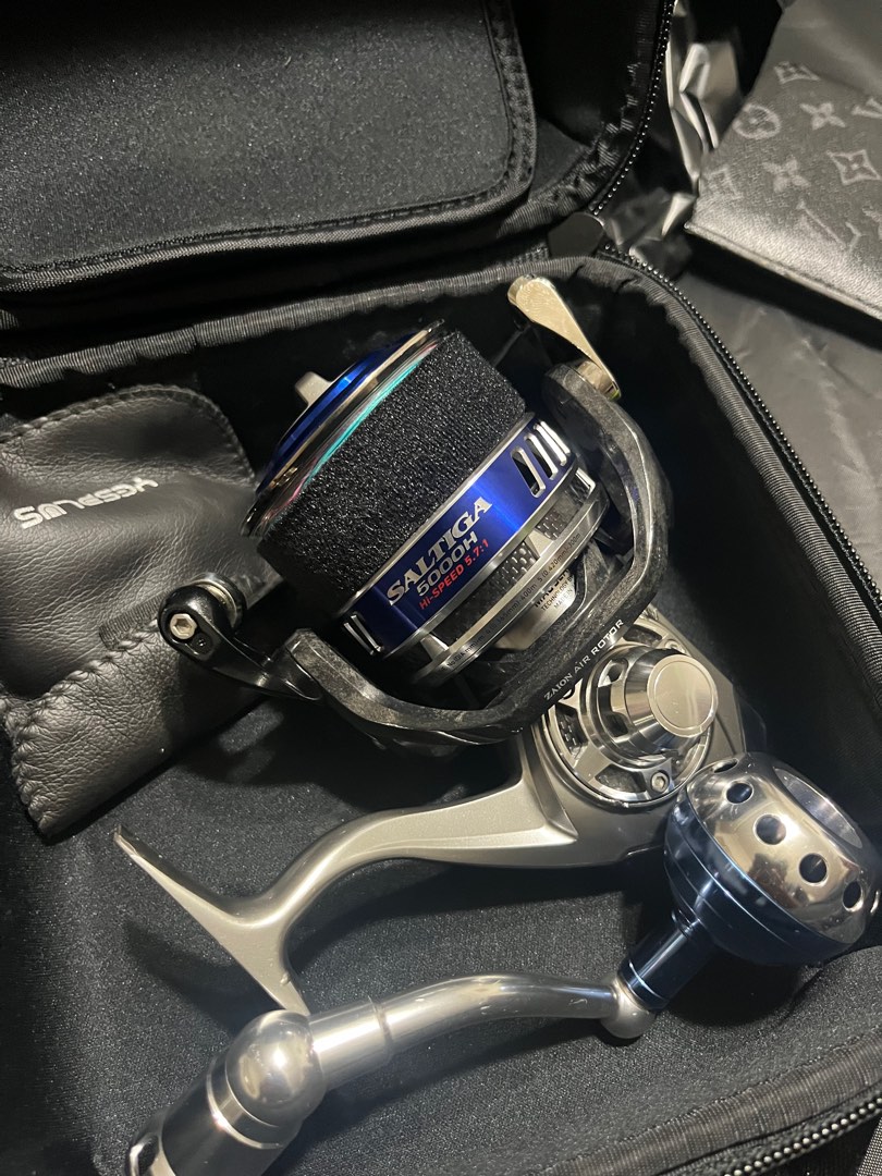 Daiwa Saltiga 5000H spinning reel, Sports Equipment, Fishing on Carousell