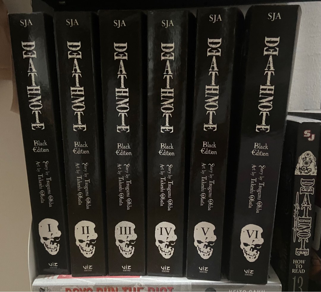 death note black edition set volumes 1-6 + volume 13, Hobbies & Toys, Books & Magazines, Comics ...