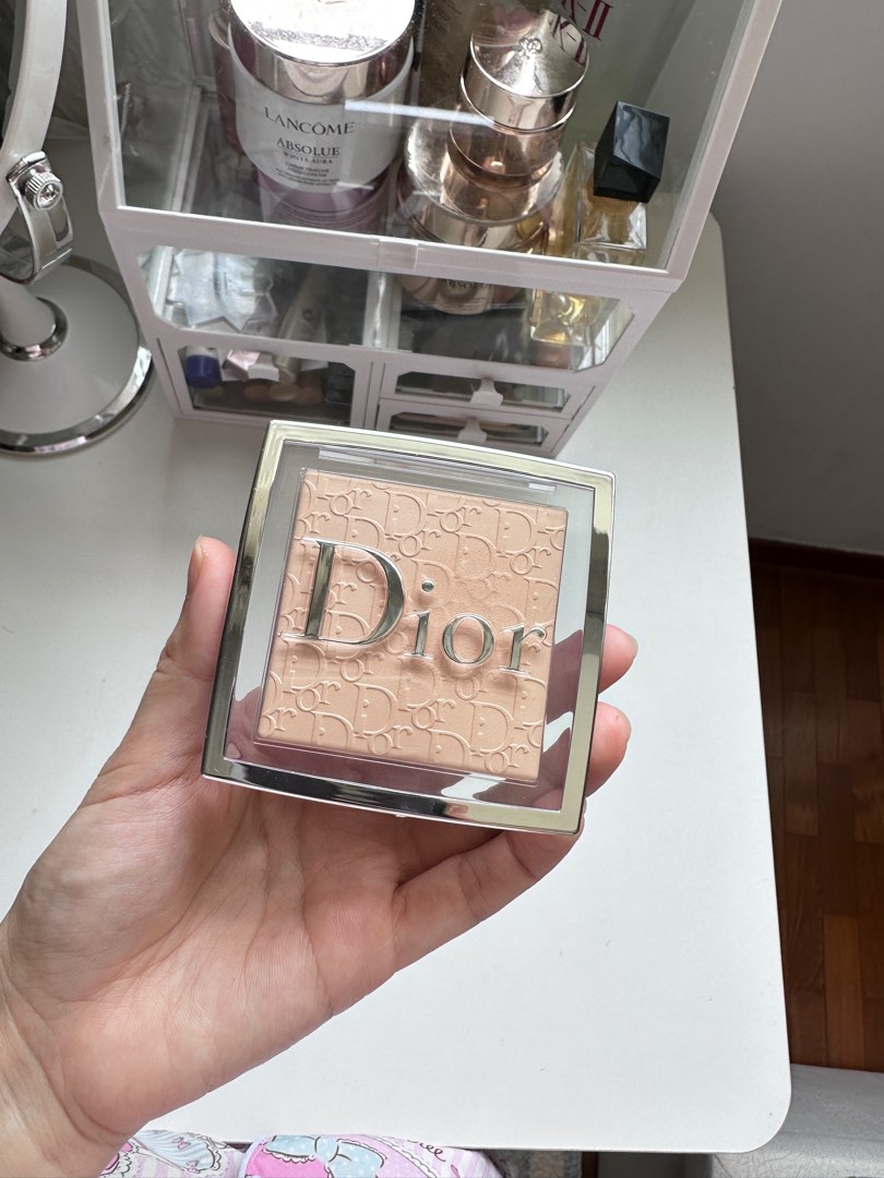 Dior backstage powder, Beauty & Personal Care, Face, Makeup on Carousell