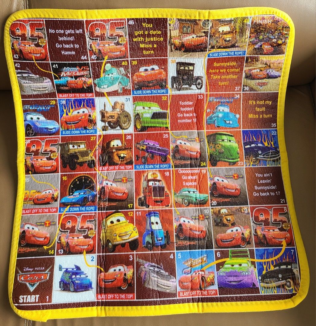 Disney Pixar Cars Chess, 興趣及遊戲, 玩具 & 遊戲類 - Carousell