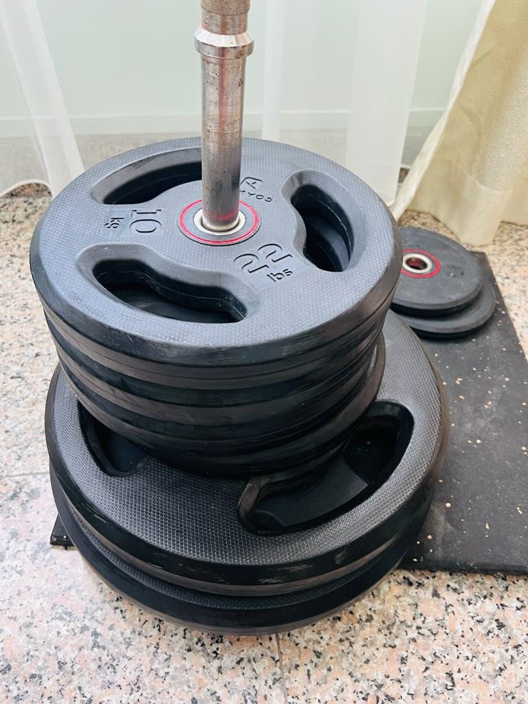 Domyos Fitness Bench and weights, Sports Equipment, Exercise & Fitness ...