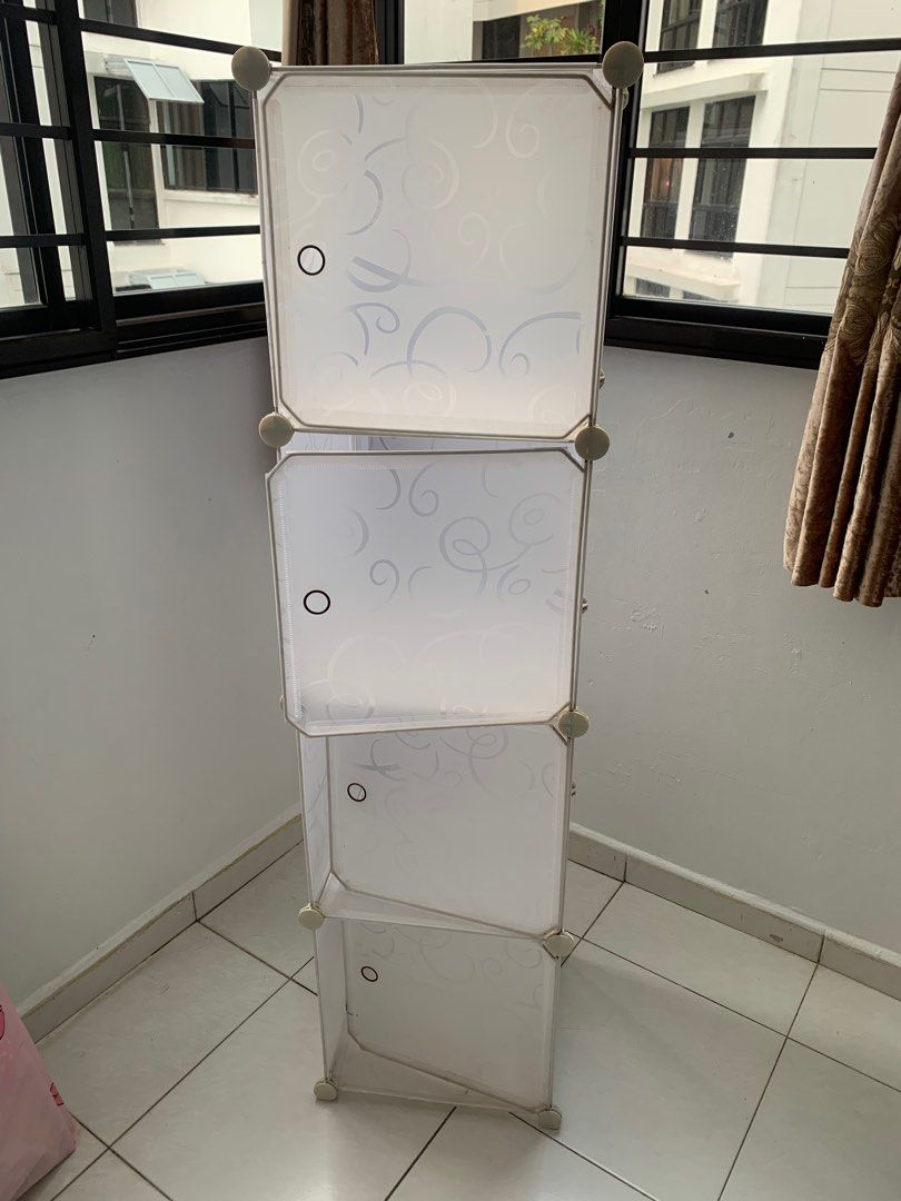 Dressing table Moveable Shelves, Furniture & Home Living, Furniture ...