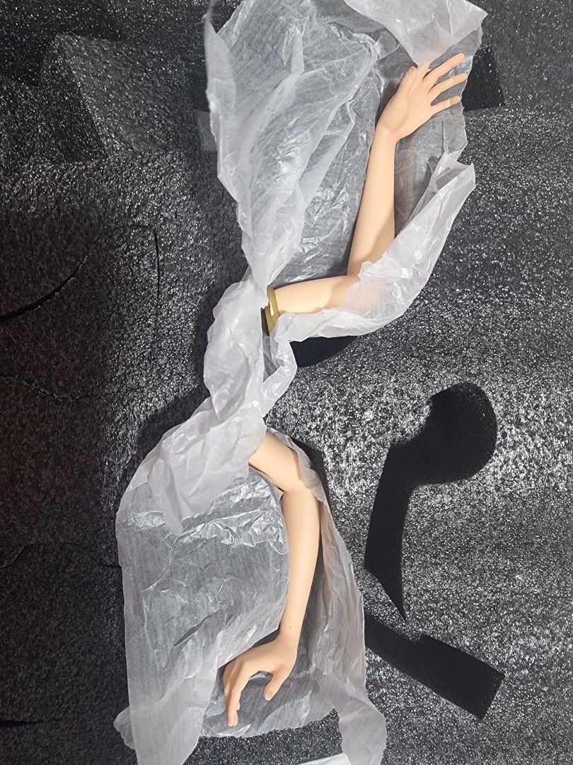 FA Studio Tifa Lockhart Bikini ver. Gold Normal version, Hobbies & Toys ...