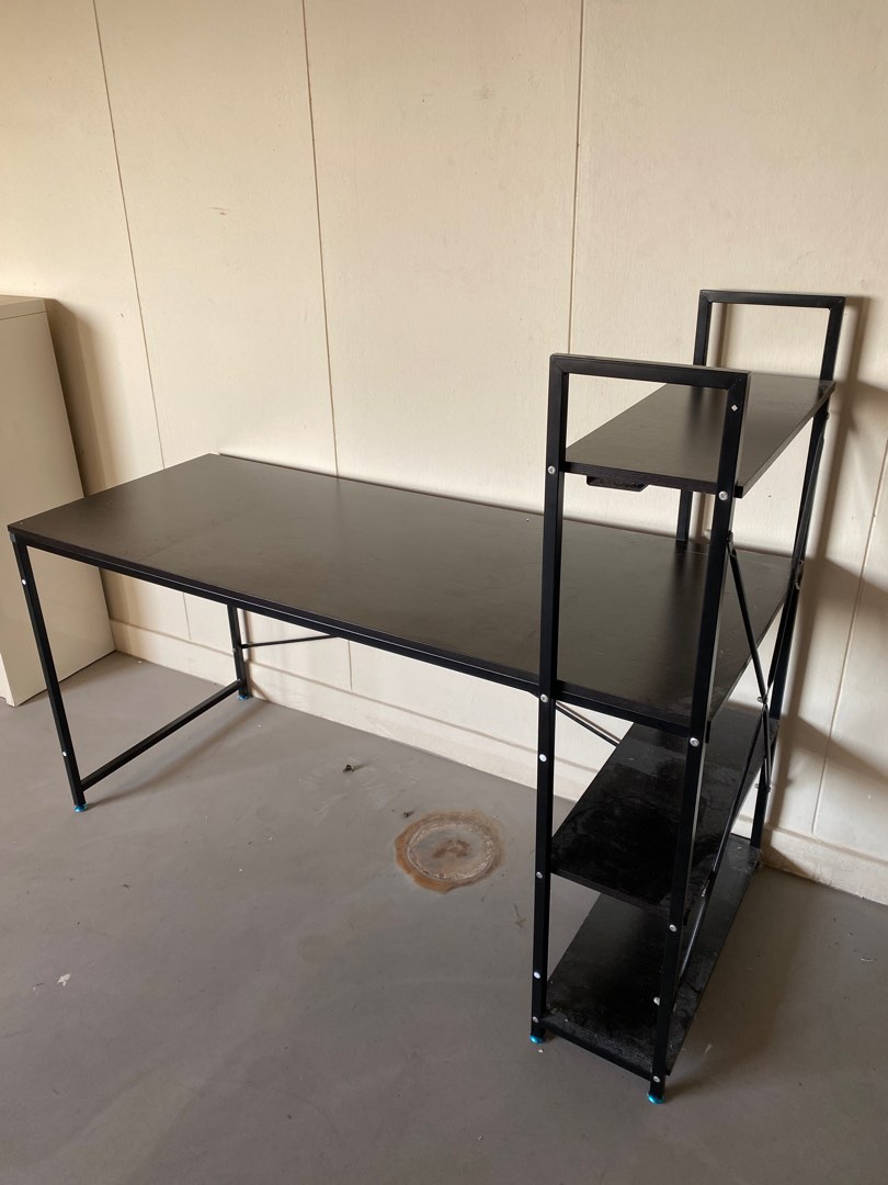 Free Office desk, Furniture & Home Living, Furniture, Tables & Sets on ...