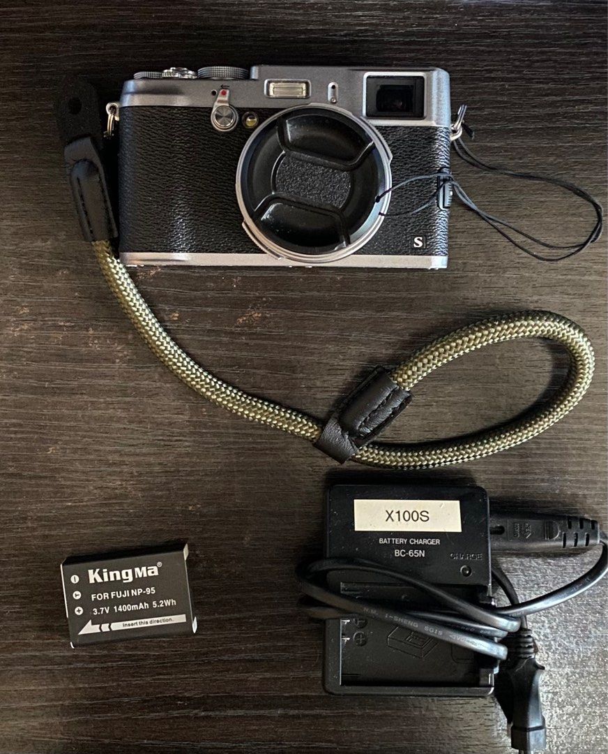 *URGENT* Fujifilm X100S, Photography, Cameras on Carousell