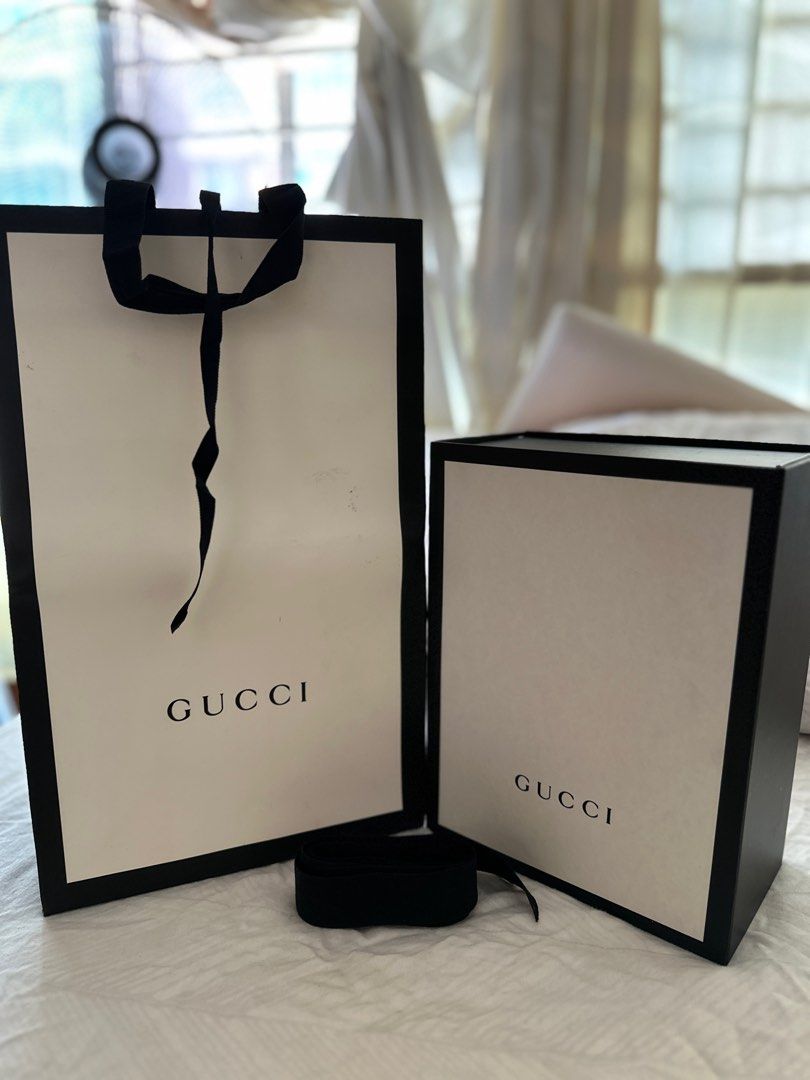 Gucci black and white paper bag and box (26cmx19.4cmx11.6cm), Luxury ...