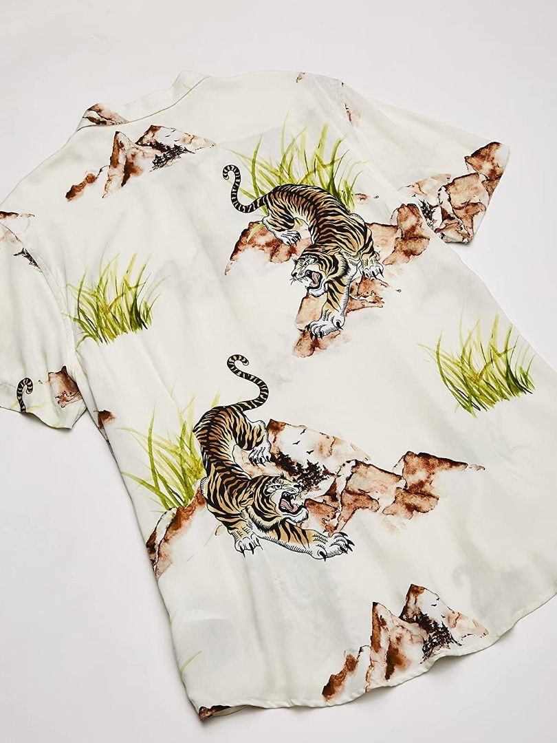 GUESS Men's Eco Tiger Shirt, Men's Fashion, Tops & Sets, Tshirts & Polo ...