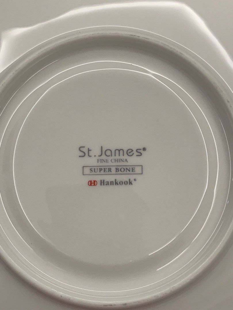 Hankook St James plates / bowl set, Furniture & Home Living ...