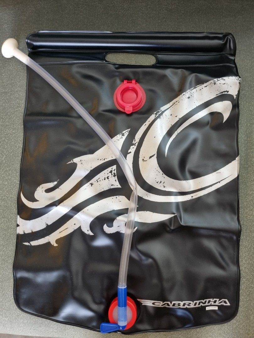 Hydrapak bladder & outdoor solar shower pack, Sports Equipment, Hiking ...