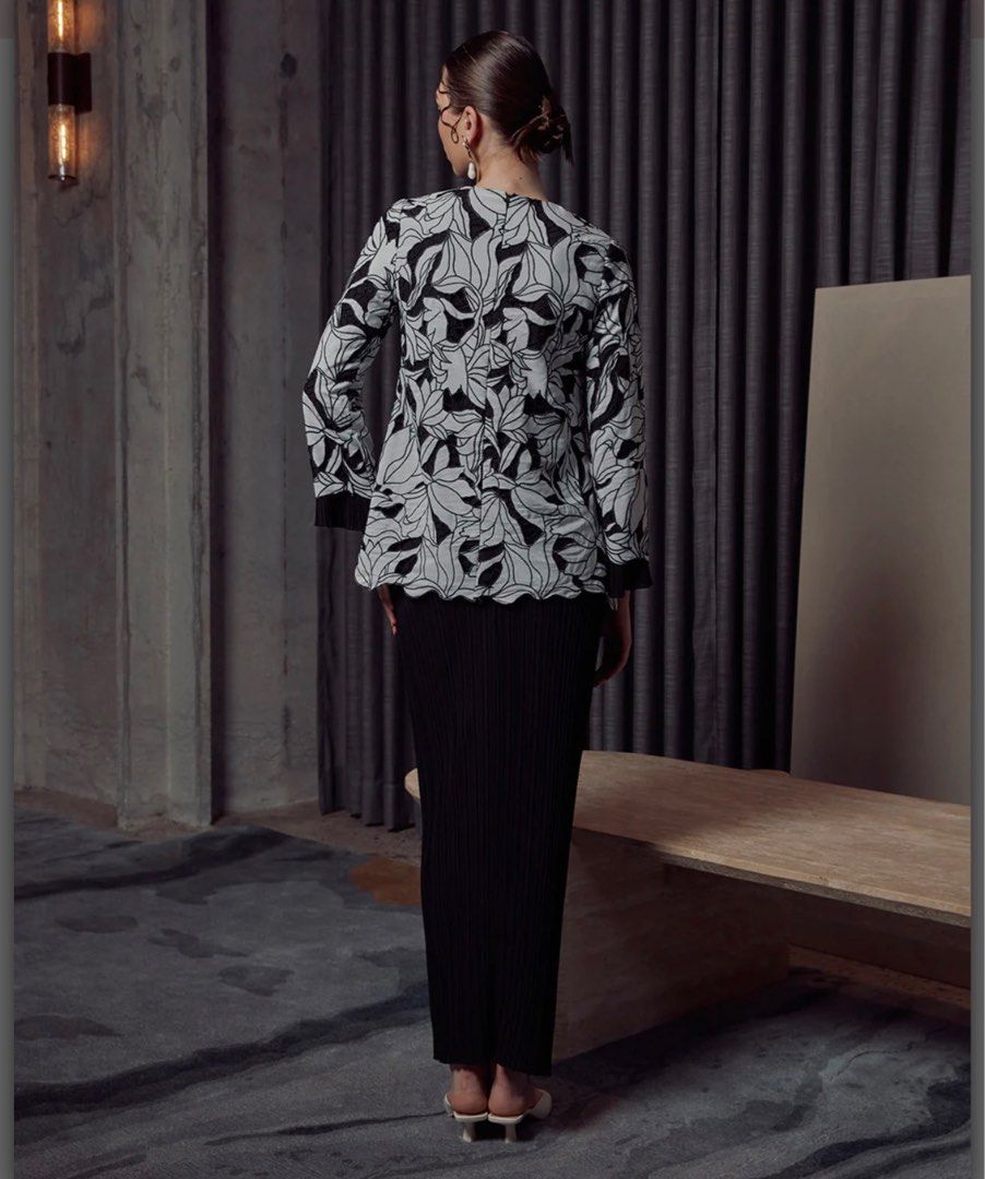 Innai MIA Raya 2023, Women's Fashion, Muslimah Fashion, Baju Kurung ...