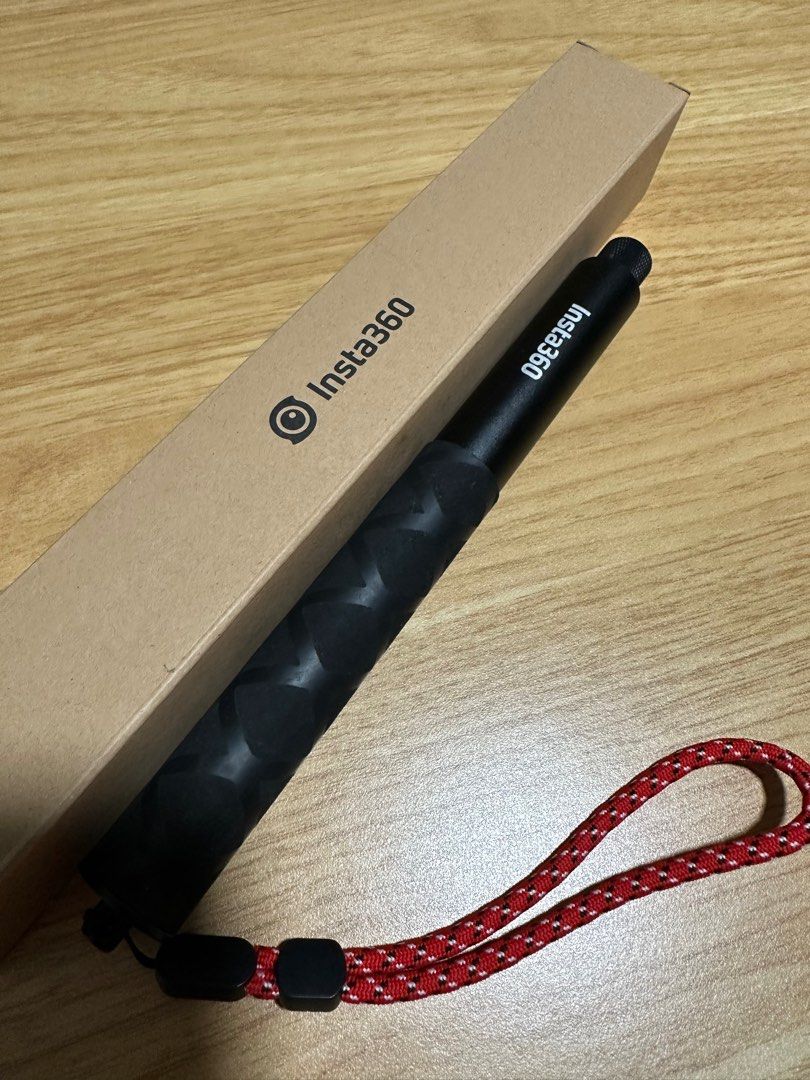 Insta360 one RS Twin Edition comes w original Insta360 invisible pole ...