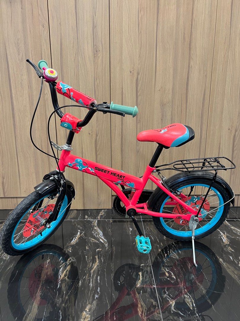 Kids bicycle, Sports Equipment, Bicycles & Parts, Bicycles on Carousell