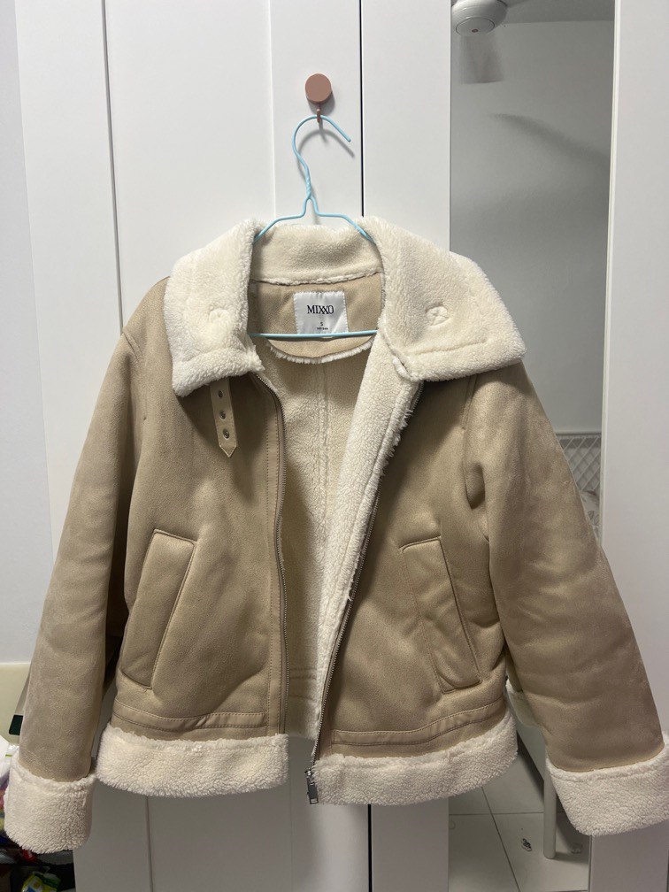 Korean Winter Jacket, Women's Fashion, Coats, Jackets and Outerwear on ...