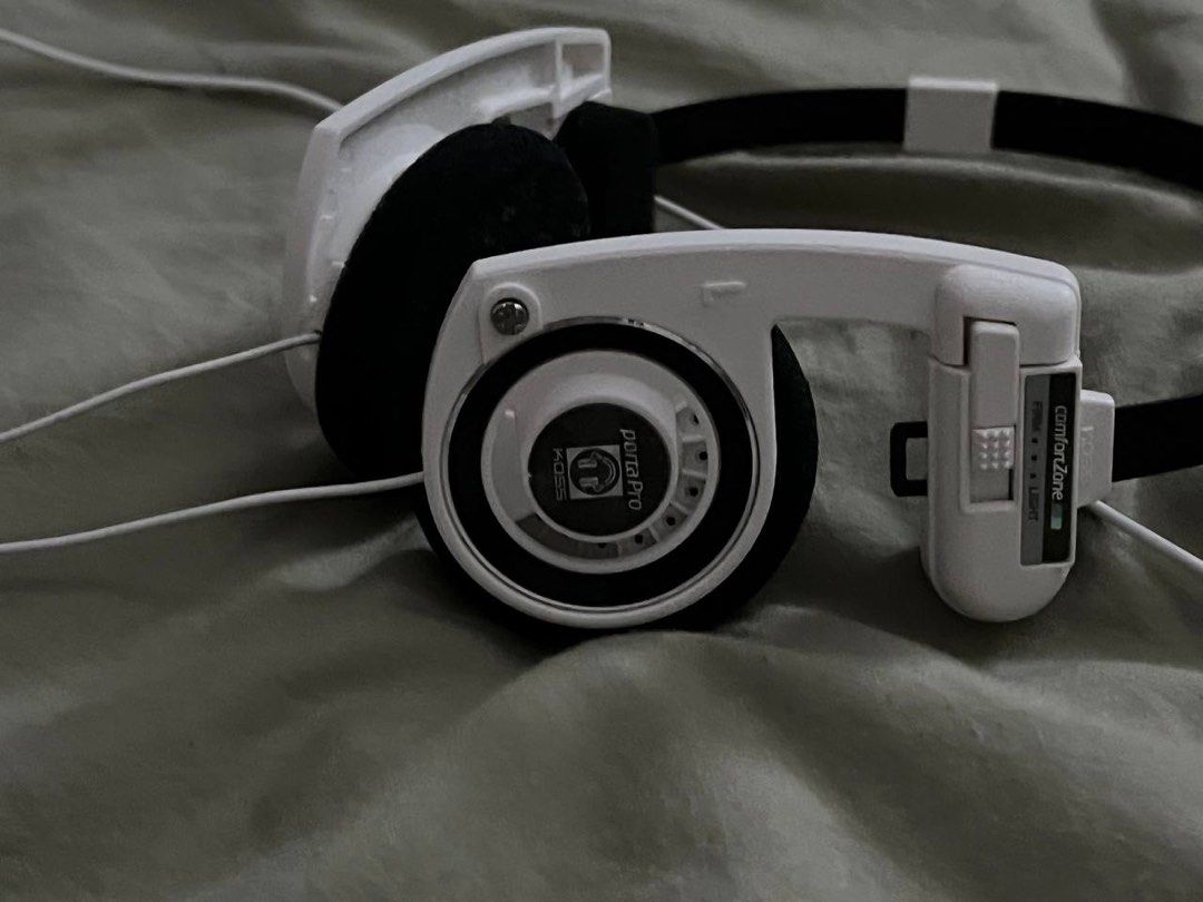 koss porta pros white, Audio, Headphones & Headsets on Carousell