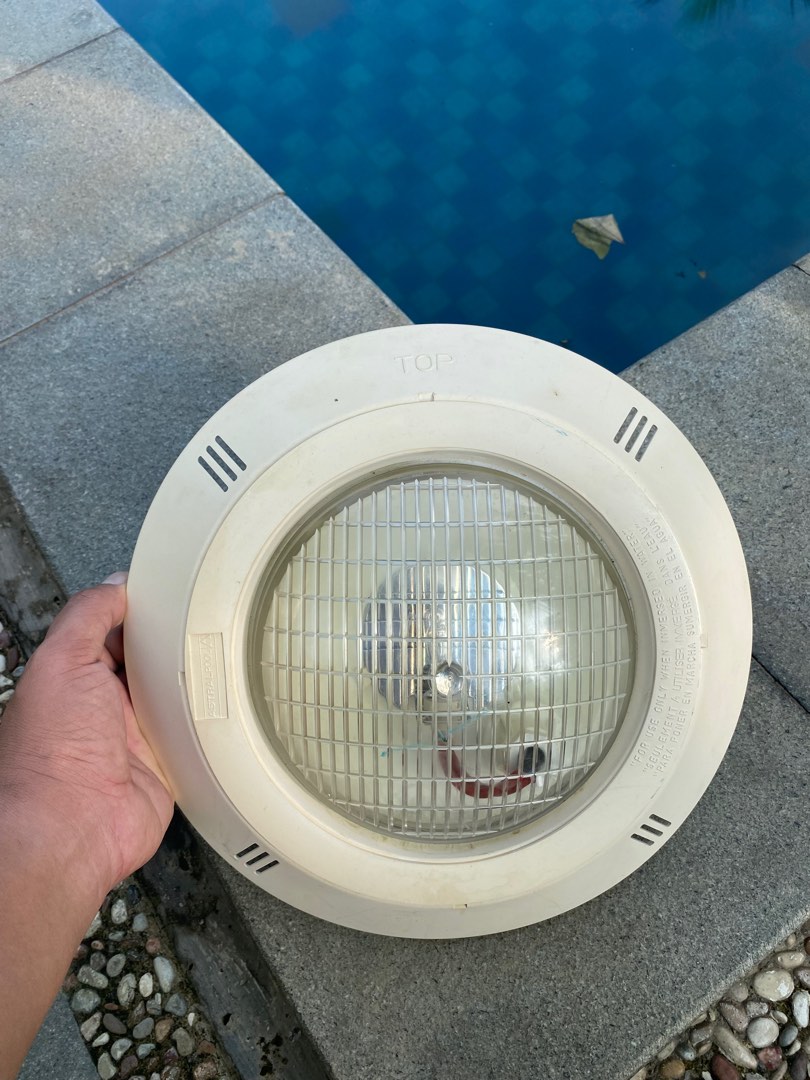 (740) Lampu Kolam Renang Astral Halogen 12V 100 watt, Perabotan Rumah ...