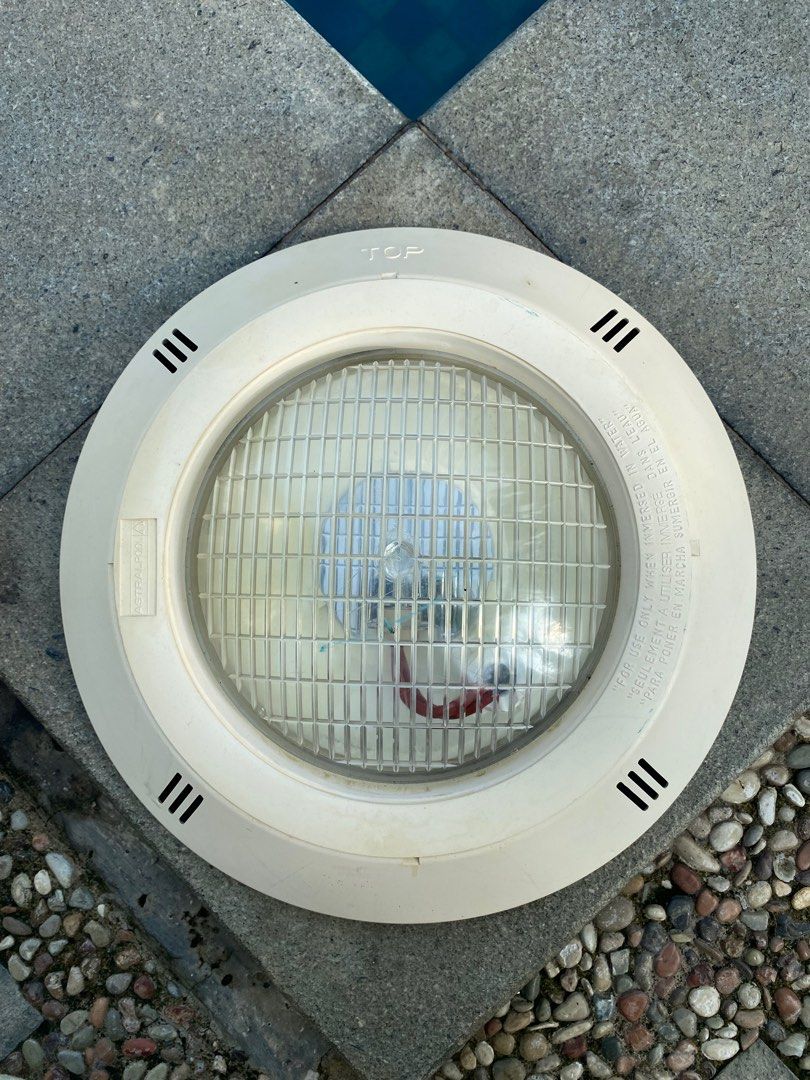 (740) Lampu Kolam Renang Astral Halogen 12V 100 watt, Perabotan Rumah ...