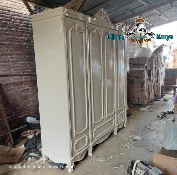 Lemari pakaian, Perabotan Rumah di Carousell