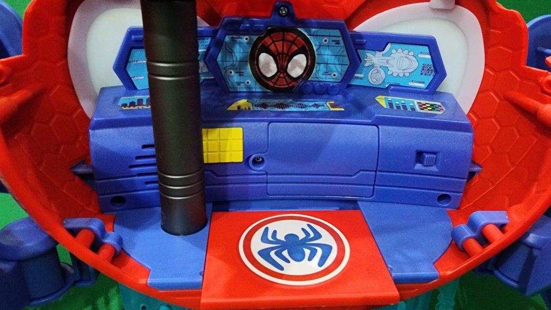 Marvel Spidey and His Amazing Friends Web-Quarters Playset With Lights ...
