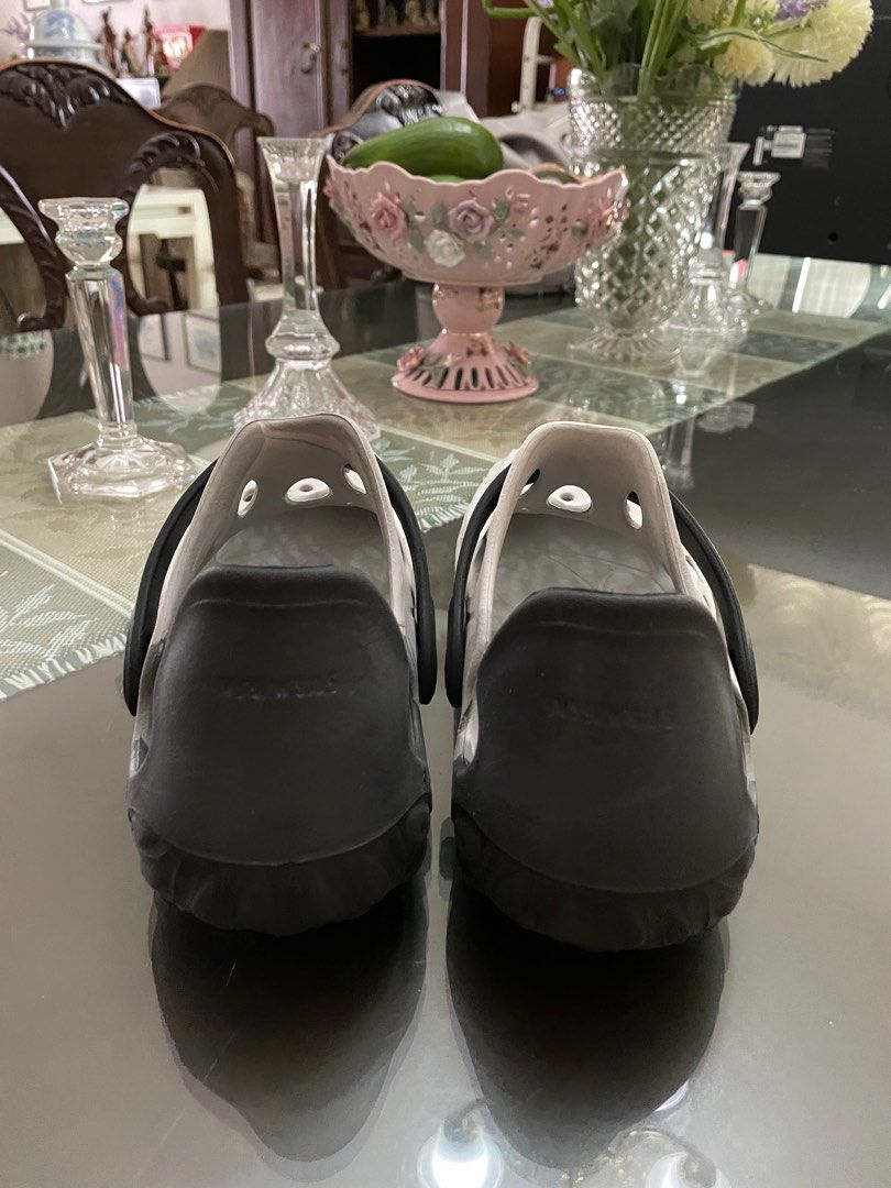 MERRELL Hydro Moc 9 US Hydro clogs, Men's Fashion, Footwear, Slippers ...