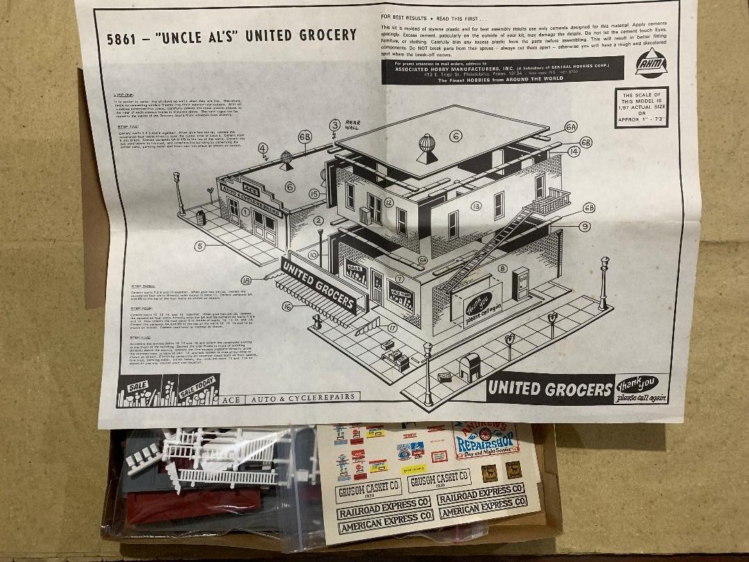 Model Kit: AHM HO Scale: Uncle Al's UNITED Grocery Store Buildings ...