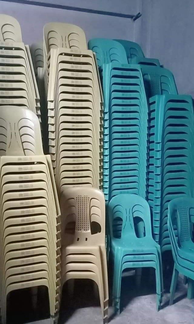 Monoblocks Chairs, Furniture & Home Living, Furniture, Chairs on Carousell