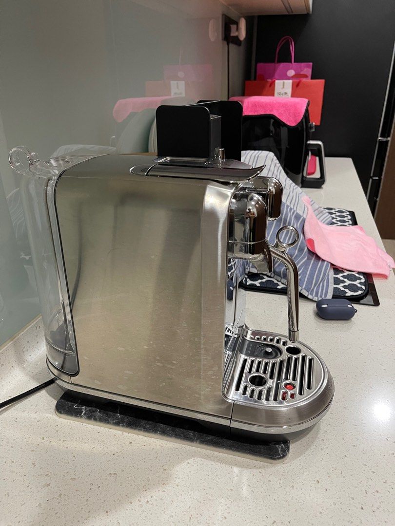 Nespresso creatista plus, TV & Home Appliances, Kitchen Appliances ...