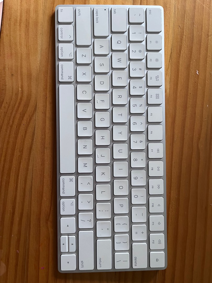 New Apple wireless Magic Keyboard, Computers & Tech, Parts ...