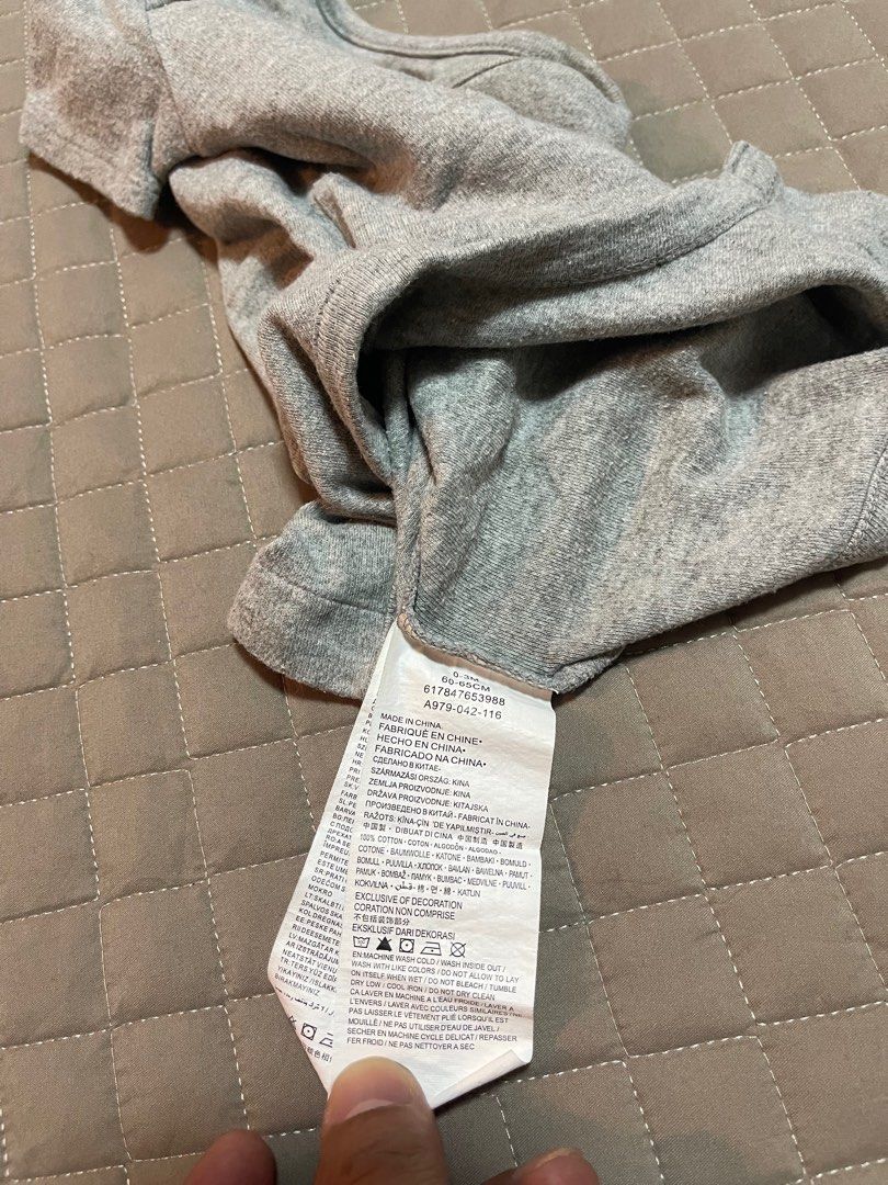 NIKE BABY "JUST DO IT "BODY SUIT, Babies & Kids, Babies & Kids Fashion ...