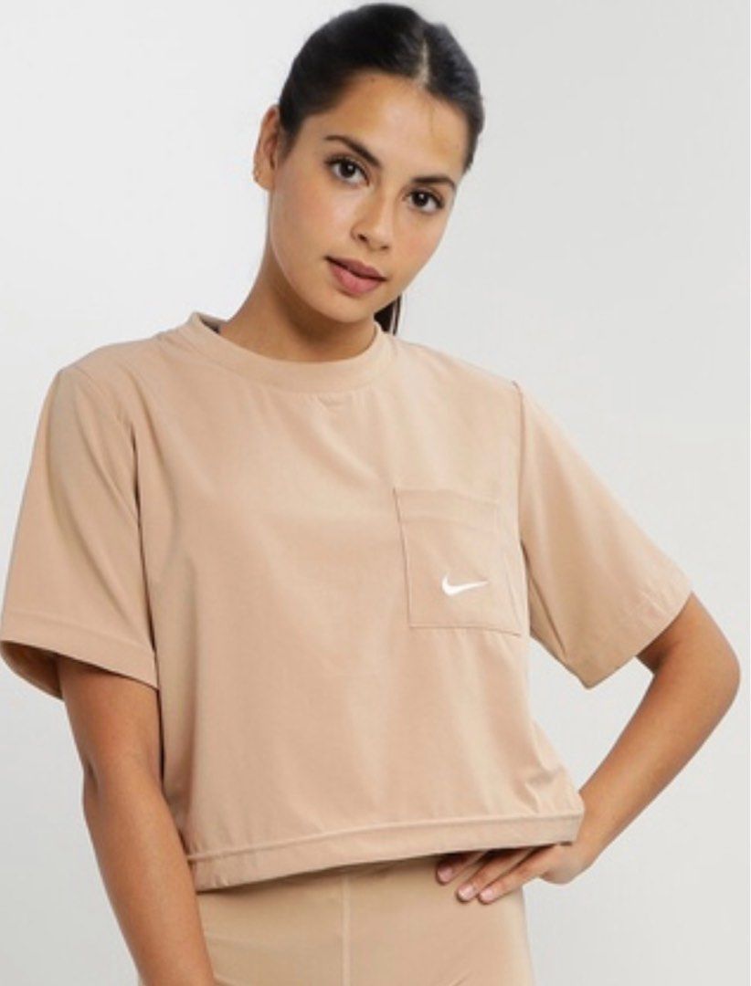 NIKE TOP, Women's Fashion, Tops, Shirts on Carousell