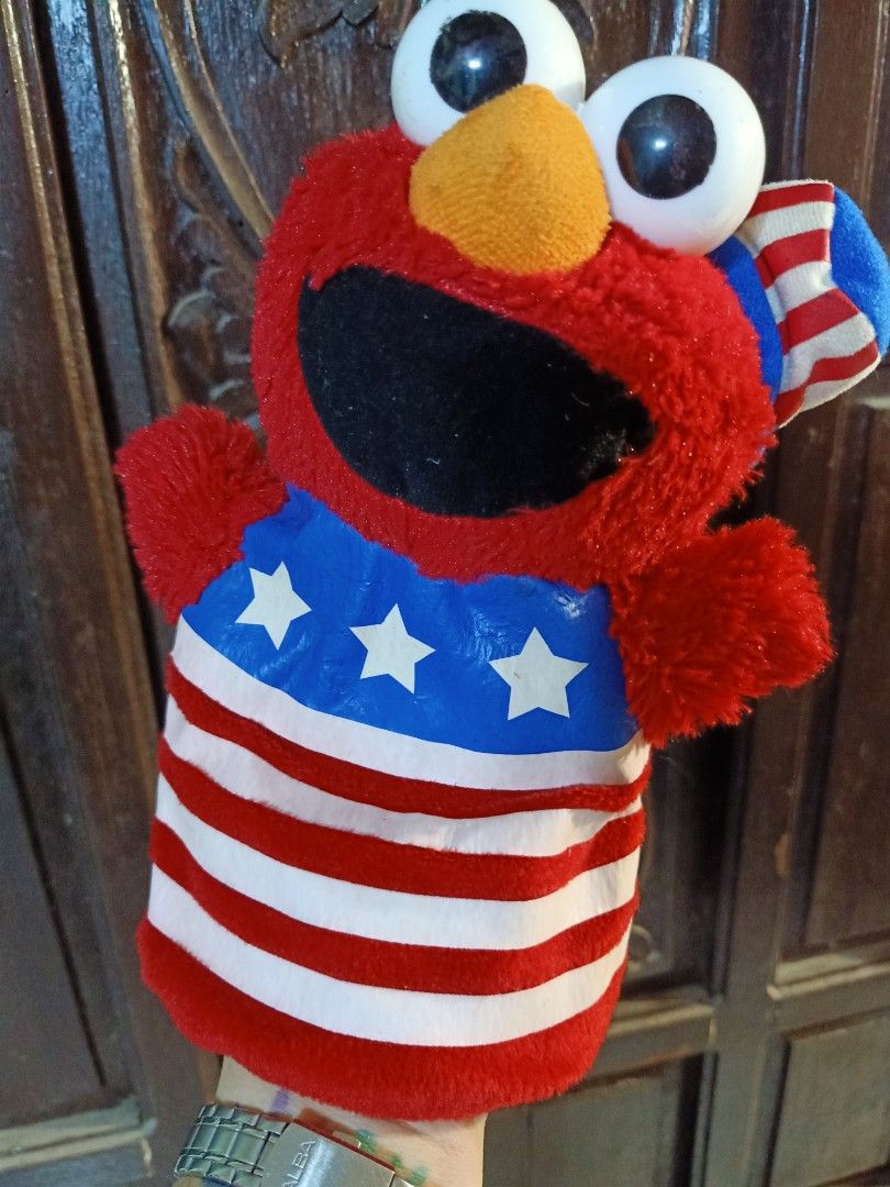 ORIGINAL SESAME STREET ELMO HAND PUPPET on Carousell