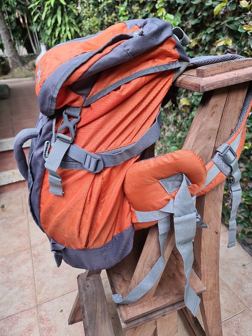 OUTDOOR PRODUCTS backpack, Men's Fashion, Bags, Backpacks on Carousell