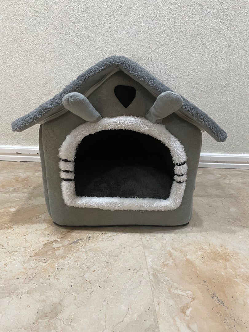 Pet House, Pet Supplies, Homes & Other Pet Accessories on Carousell