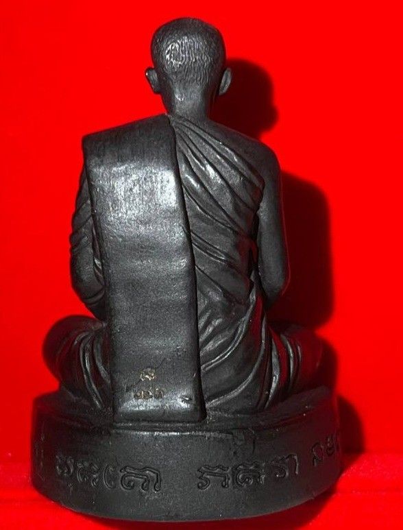 Phra Ajarn Tom 2 inch lap width mini bucha, Hobbies & Toys, Memorabilia ...