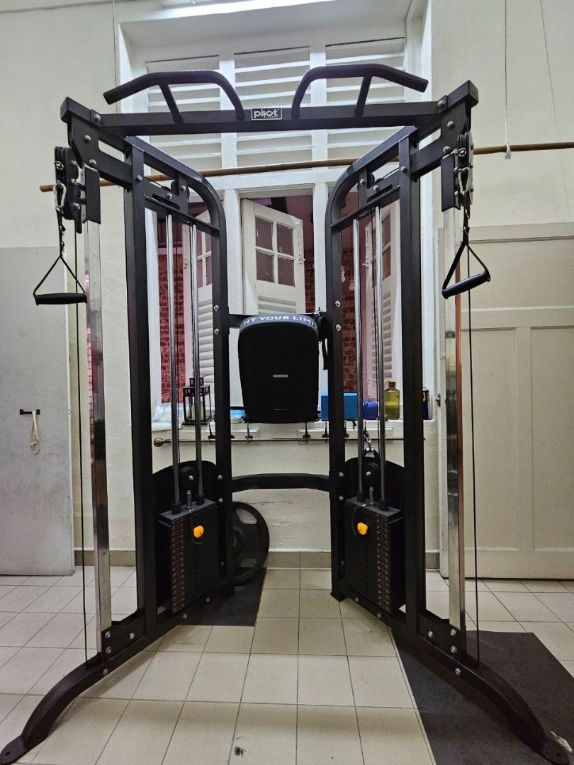 Pivot hm3360 Functional trainer, Sports Equipment, Exercise & Fitness ...