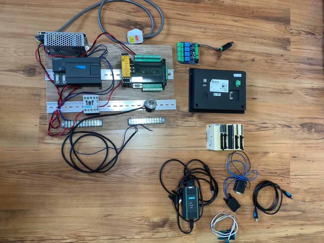 Plcs Hmi Programming Cables Modbus Relay Computers And Tech Parts And Accessories Other