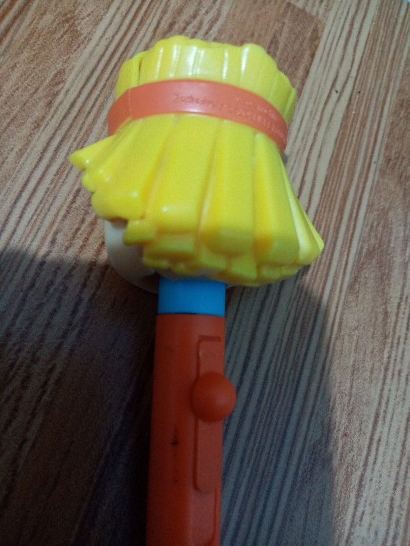 Popo jollibee pop out pens on Carousell