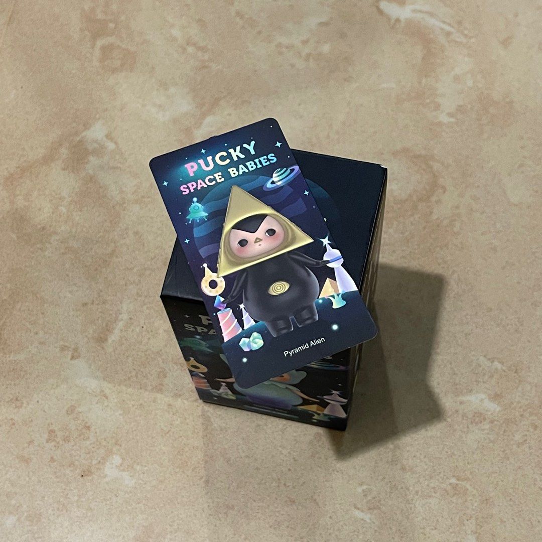 pyramid alien - pucky space babies ( popmart ), Hobbies & Toys, Toys ...