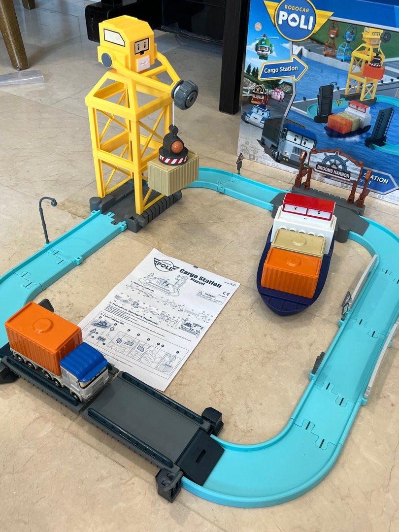 Robocar Poli Cargo Station Playset, Hobbies & Toys, Toys & Games on ...