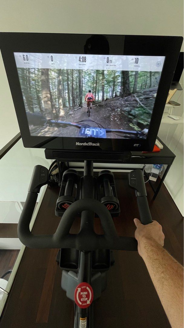 Smart Exercise Bike NordicTrack S22i (Peloton Style Interactive Bike ...